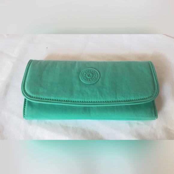 Kipling | Bags | New Rare Colour Kipling Moneyland Wallet | Poshmark